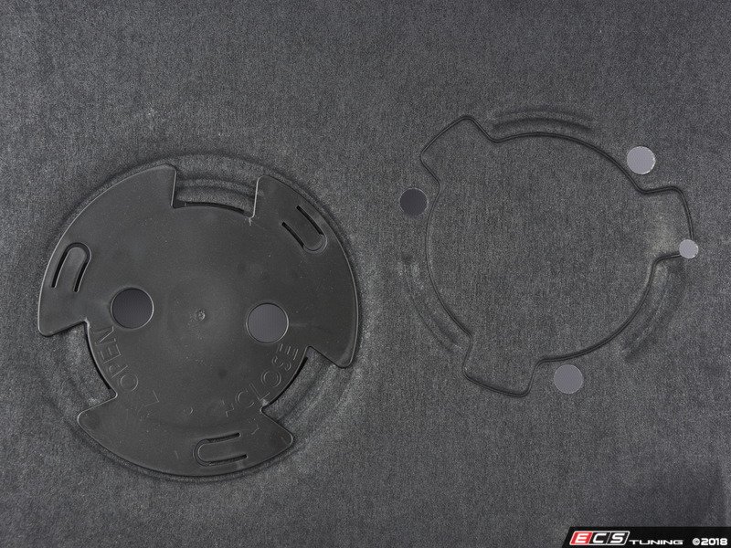 Genuine BMW - 51757340171 - ENGINE BAY ENCAPSULATION, RE (51-75-7-340-171)