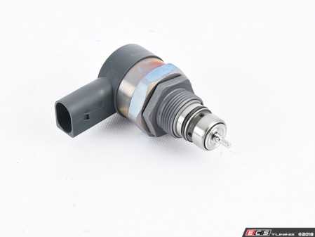 Genuine BMW - 13537805734 - Fuel Pressure Regulator (13-53-7-805-734)