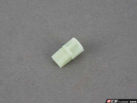 Genuine BMW - 51418267067 - Expanding nut - priced each (51-41-8-267-067)