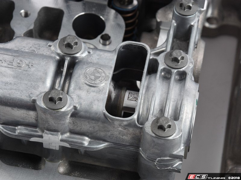 Genuine BMW - 11127854005 - Complete Cylinder head (11-12-7-854-005)