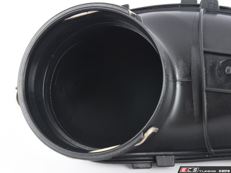 Genuine BMW - 13717804846 - FILTERED AIR PIPE (13-71-7-804-846)