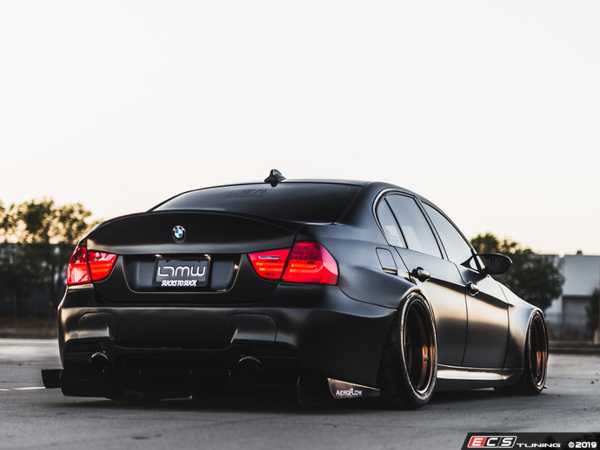 StreetFighter LA - E90-FULLKIT - E90 BMW E90 Full Kit- LCI models only