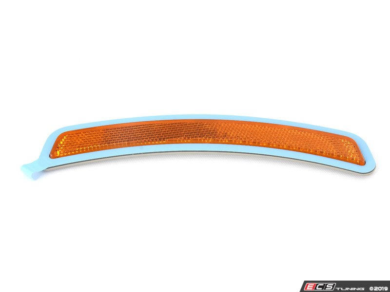 Genuine BMW - 63137420742 - SIDE MARKER REFLECTO (63-13-7-420-742)
