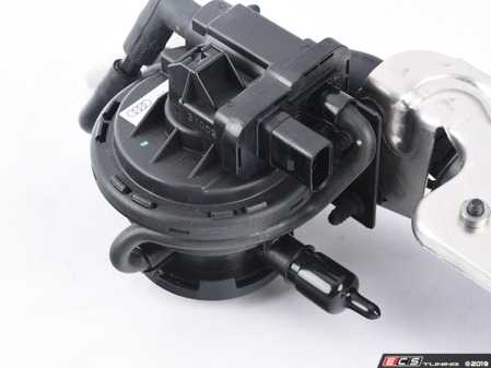 Genuine Volkswagen Audi - 8J0906201A - Leak Detection Pump (8J0 906 201 A)
