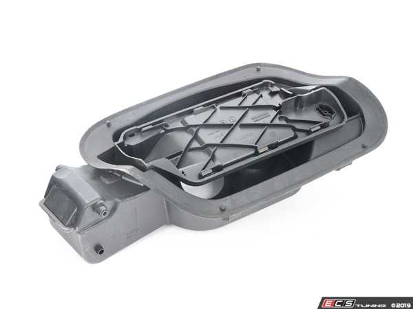 Genuine Volkswagen Audi - 17A809857E - RETAINER (17A 809 857 E)