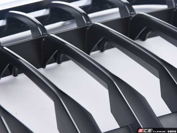 Genuine BMW - 51137424778 - Grille - Front - Right (51-13-7-424-778)