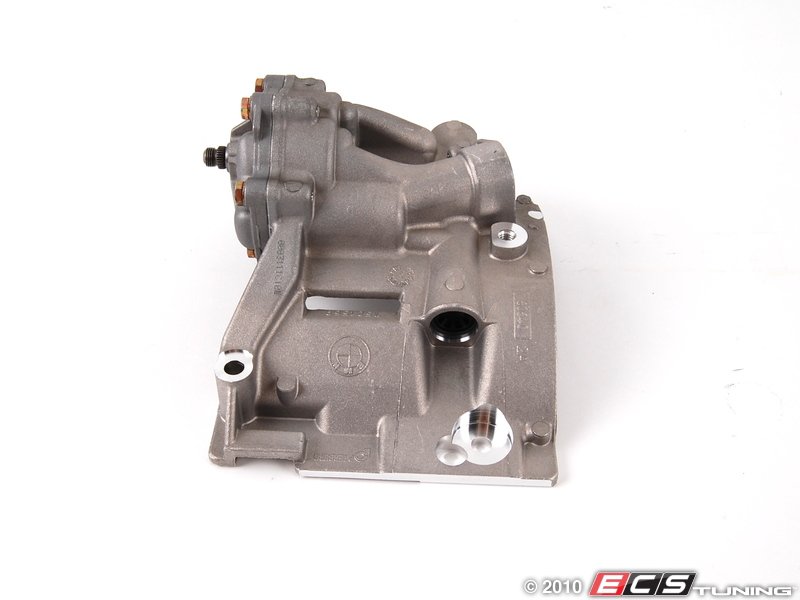 Genuine BMW - 11417501568 - Oil Pump (11-41-7-501-568)