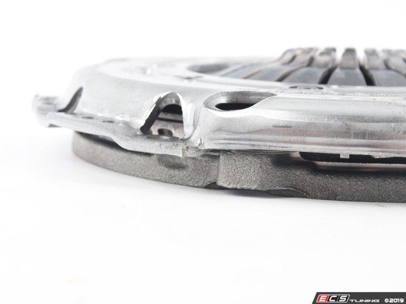 Genuine Volkswagen Audi - 04E141016K - Clutch Kit (04E 141 016 K)