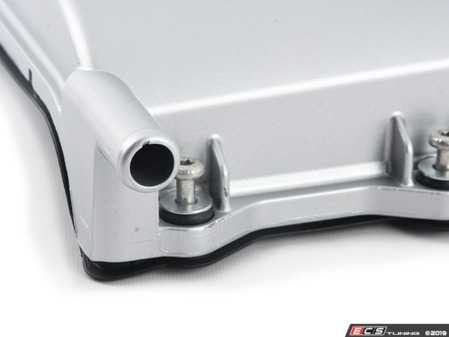 Genuine Volkswagen Audi - 077103471T - Valve Cover - Left (077 103 471 T)