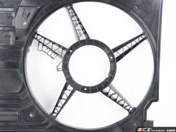 Genuine MINI - 17427637189 - FAN SHROUD (17-42-7-637-189)