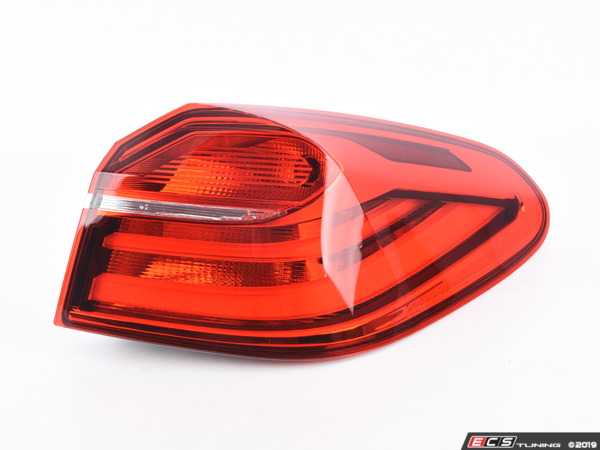 Genuine BMW - 63217331282 - F26 X4 Taillight for Fender (63-21-7-331-282)