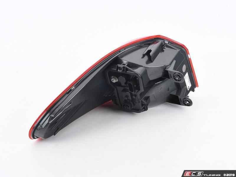 Genuine BMW - 63217331282 - F26 X4 Taillight for Fender (63-21-7-331-282)