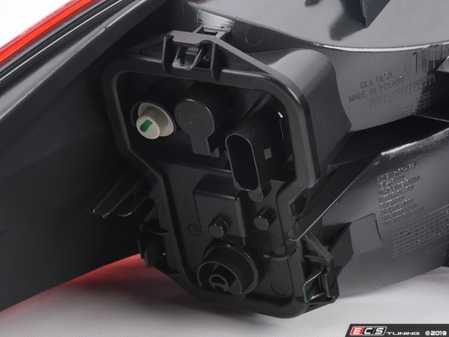 Genuine BMW - 63217331282 - F26 X4 Taillight for Fender (63-21-7-331-282)