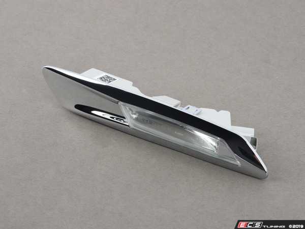 Genuine BMW - 63137154167 - F10 Front Side Marker - Left (63-13-7-154-167)