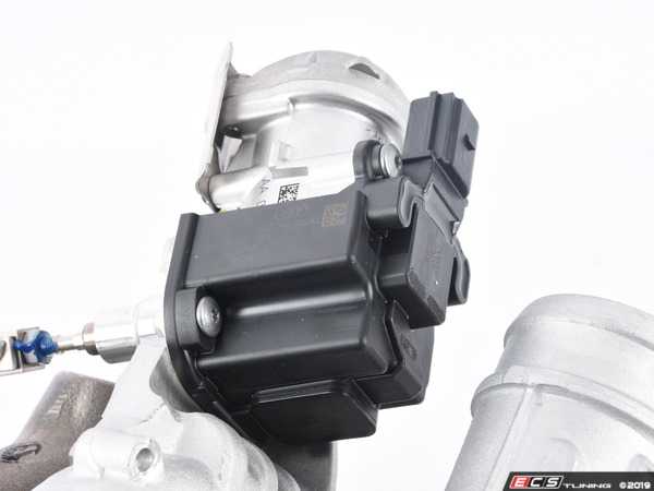 Genuine Volkswagen Audi - 06K145721K - Exhaust Manifold With ...