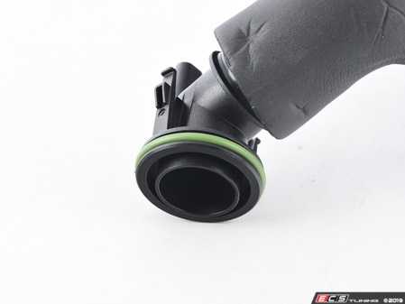 Genuine BMW - 11127598091 - Crankcase Vent Hose to Valve Cover (11-12-7 ...