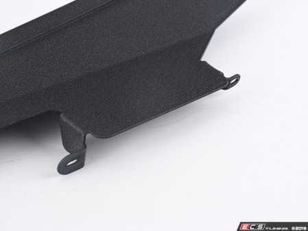 Turner Motorsport - 025947TMS06KT - 135i Hot Side Intake Duct