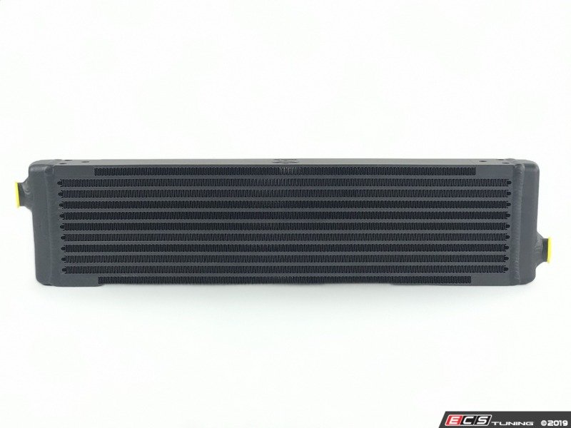CSF Cooling - 8111 - Front Mount Center Oil Cooler for Porsche 911/930