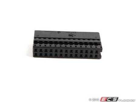 Genuine BMW - 61136913626 - Socket Housing - Priced Each (61-13-6-913-626)