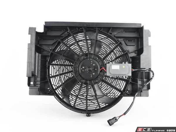 TYC - 64546921381 - E53 Pusher Fan Assembly
