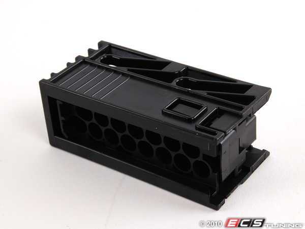 Genuine BMW - 61131382566 - PLUG HOUSING (61-13-1-382-566)