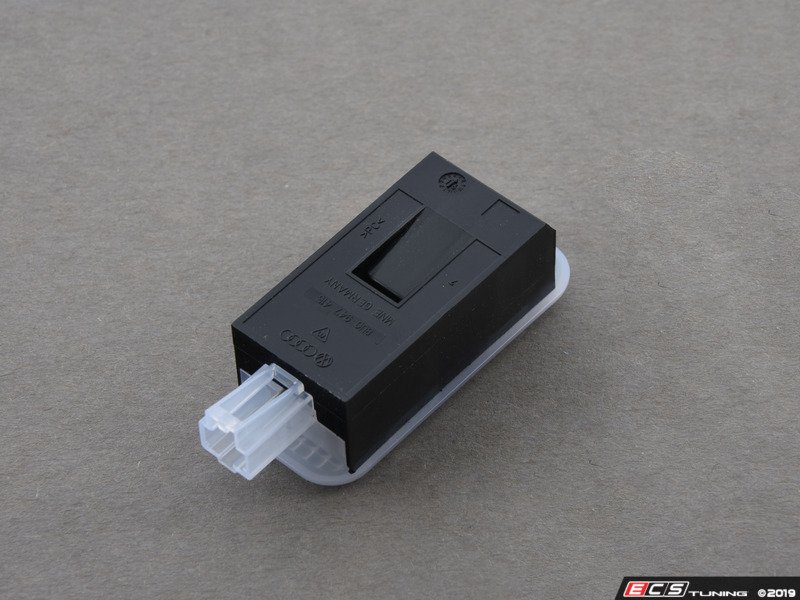 Genuine Volkswagen Audi - 8U0947415 - Footwell Light Assembly - Priced ...