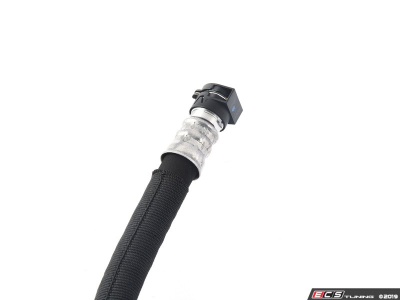 Genuine BMW - 17227589507 - Engine Oil Cooler Hose Assembly (17-22-7 ...
