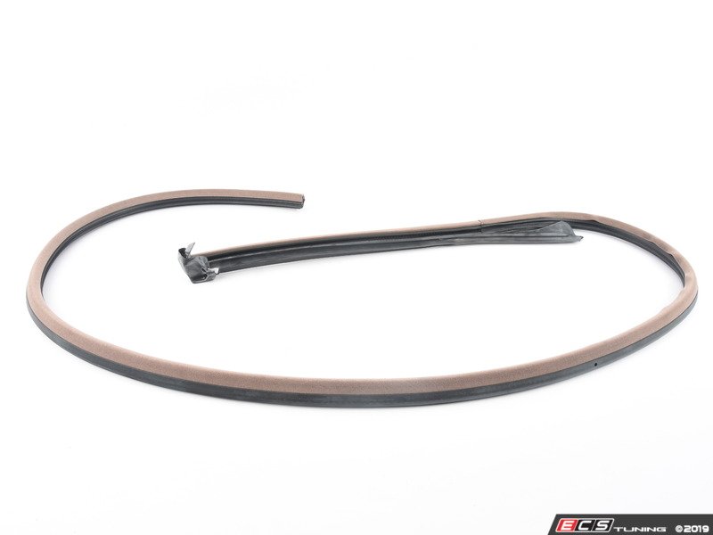 Genuine BMW - 51718219554 - E36 Door Seal - Right (51-71-8-219-554)