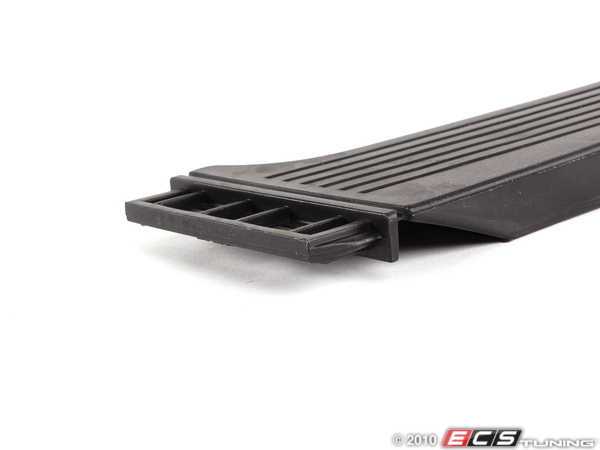 Genuine BMW - 35411118210 - E30 Accelerator Pedal (35-41-1-118-210)