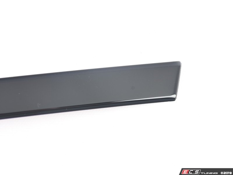 Genuine BMW - 51377453312 - RIGHT B-COLUMN COVER (51-37-7-453-312)