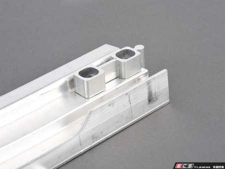 Genuine BMW - 51117368482 - Adapter - Lower Right (51-11-7-368-482)