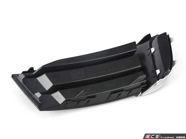 Genuine Volkswagen Audi - 8V58076719B9 - Lower Bumper Grille - Satin ...