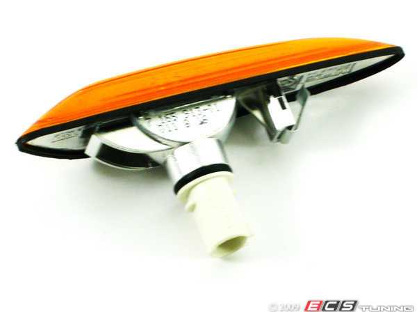 Genuine BMW - 63137165913/914 - Amber Fender Side Marker Set