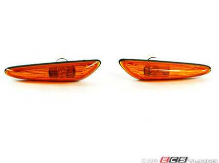 Genuine BMW - 63137165913/914 - Amber Fender Side Marker Set