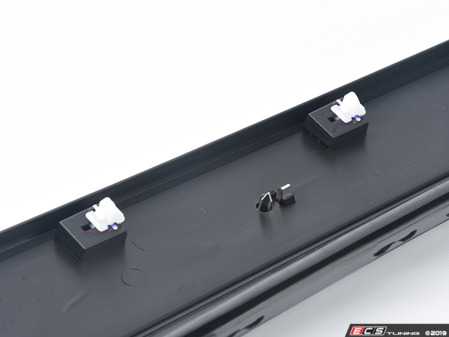 Genuine BMW - 51477352557 - MOULDING ROCKER PANEL REAR L (51-47-7-352-557)