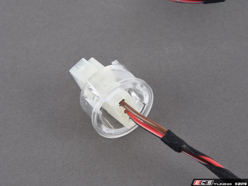 Genuine BMW - 61349136468 - Socket Cigarette Lighter (61-34-9-136-468)