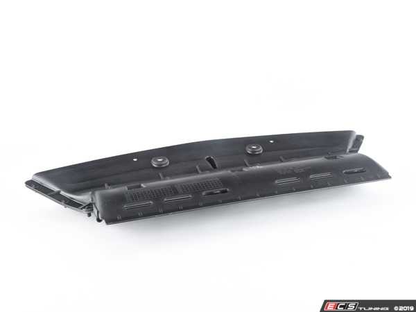 Genuine BMW - 51747980135 - F01 Air Duct For Trans Fluid (51-74-7-980-135)