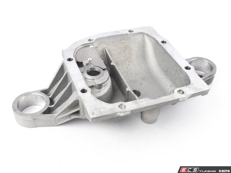 Genuine BMW - 33112227317 - Differential Cover (33-11-2-227-317)