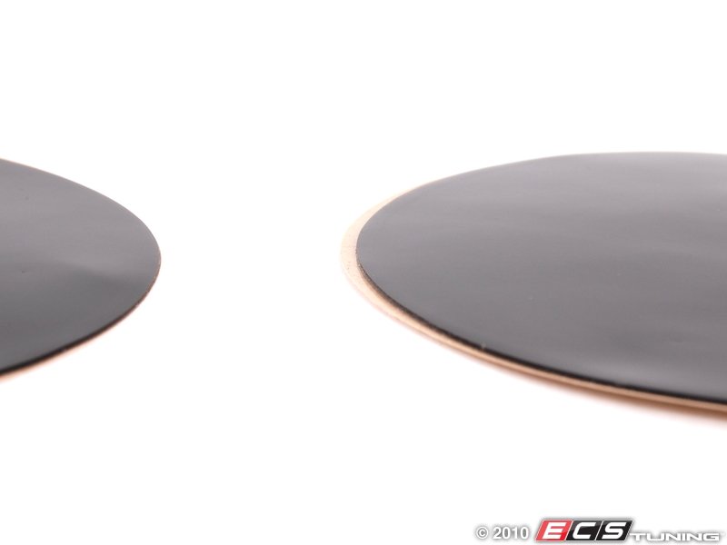 ECS News - BMW Z3 Roundel Replacements