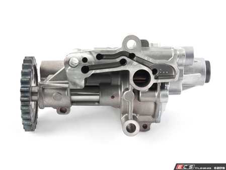 Genuine Volkswagen Audi - 07K115105AC - Oil Pump (07K 115 105 AC)