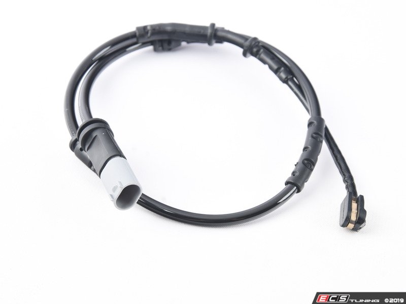 Akebono - EUR1762 - Rear Euro Ceramic Brake Pad Set EUR1762