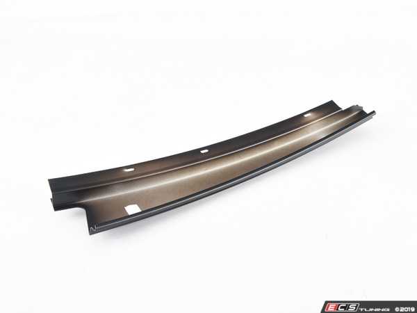 Genuine BMW - 51357033811 - B pillar trim - left (51-35-7-033-811)