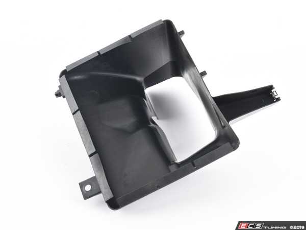 Genuine BMW - 51748050397 - Air Duct Displ.Engine Oil Cooler - Left (51 ...