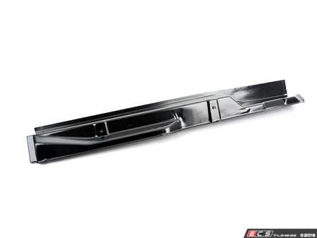 Genuine Mercedes Benz - 9016100646 - BOX