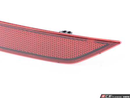 Genuine Volkswagen Audi - 5G0945105C - Rear Bumper Reflector - Left ...