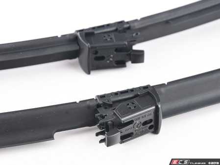 Genuine Mercedes Benz - 2228201145 - Wiper Blade Set