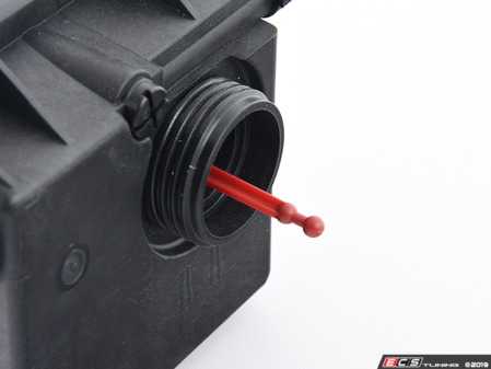 Genuine BMW - 17137501959 - Expansion Tank (17-13-7-501-959)