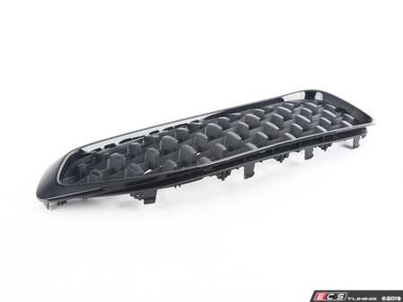 Genuine BMW - 51138091296 - Grille - Front - Right (51-13-8-091-296)