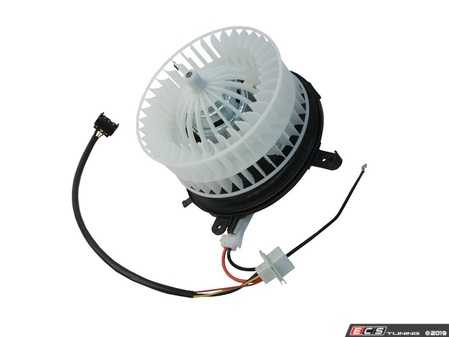 URO - 2108206842 - Blower Motor With Harness