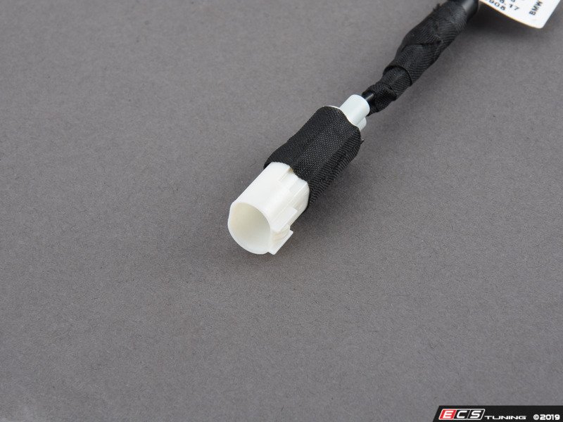 Genuine BMW - 54377228586 - MICROSWITCH, RING BU (54-37-7-228-586)